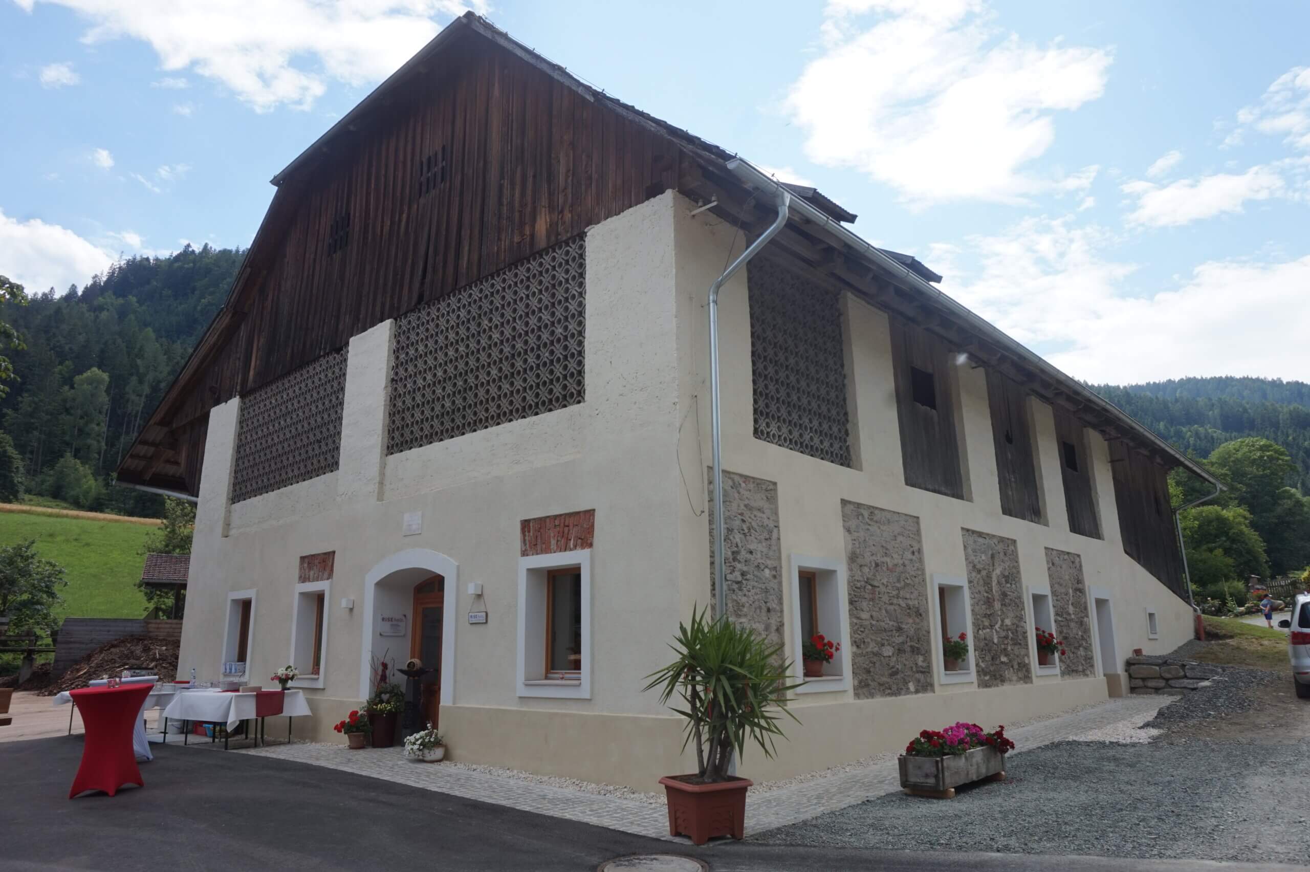 Fotogalerie der RiSE Holz Büroeröffnung - RiSE Holz e.U.